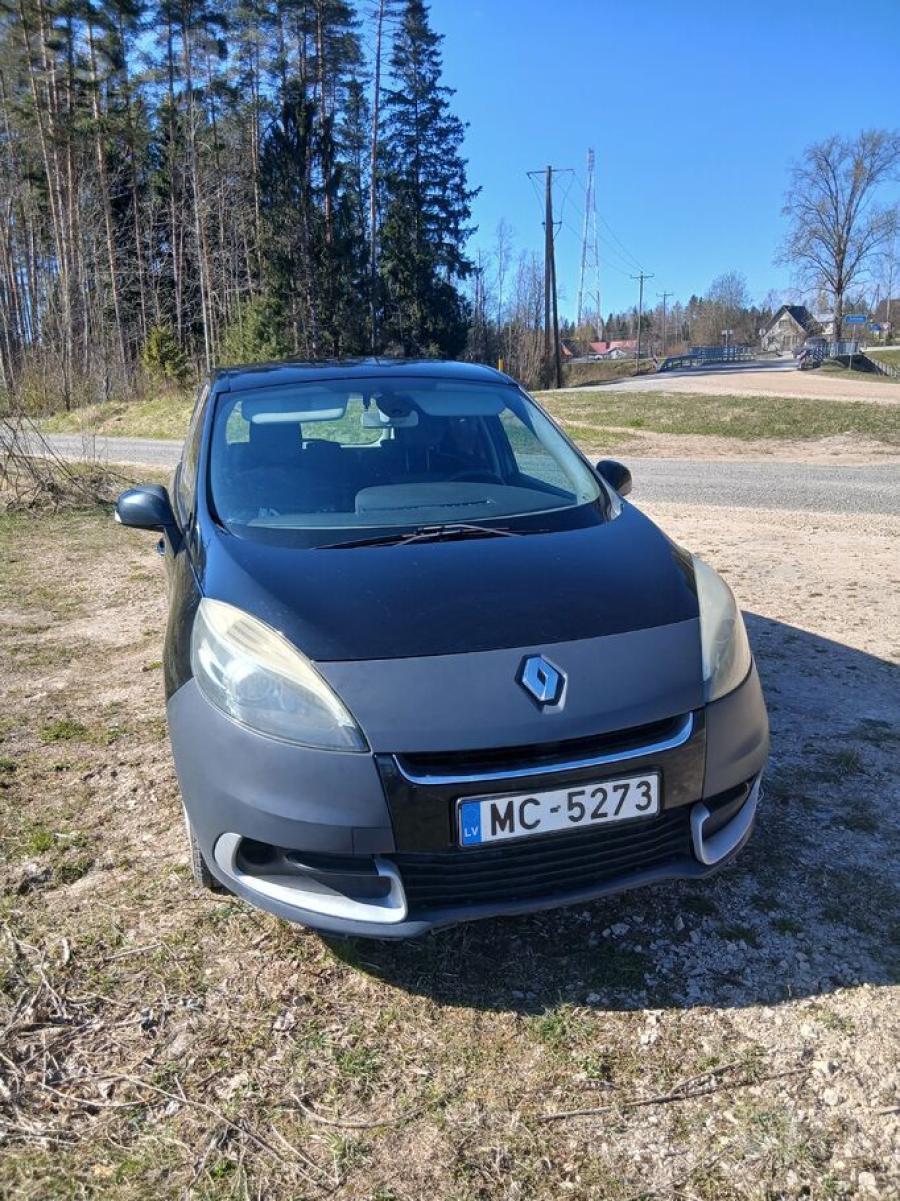 Black Renault Scenic 2012 in Riga, with an engine capacity of 1.60 L and mileage of 272 thousand km for 1995 €, photo 8 on AUTOMOTO.COM.LV