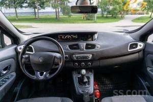 Black Renault Scenic 2013 in Riga, with an engine capacity of 1.50 L and mileage of 331 thousand km for 3490 €, photo 11 on AUTOMOTO.COM.LV