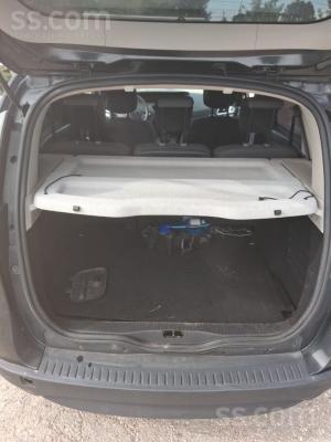 Black Renault Scenic 2016 in Jelgava, with an engine capacity of 1.50 L and mileage of 0 thousand km for 2500 €, photo 6 on AUTOMOTO.COM.LV