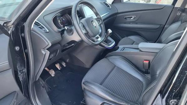 Black Renault Scenic 2020 in Riga, with an engine capacity of 1.70 L and mileage of 0 thousand km for 9900 €, photo 9 on AUTOMOTO.COM.LV