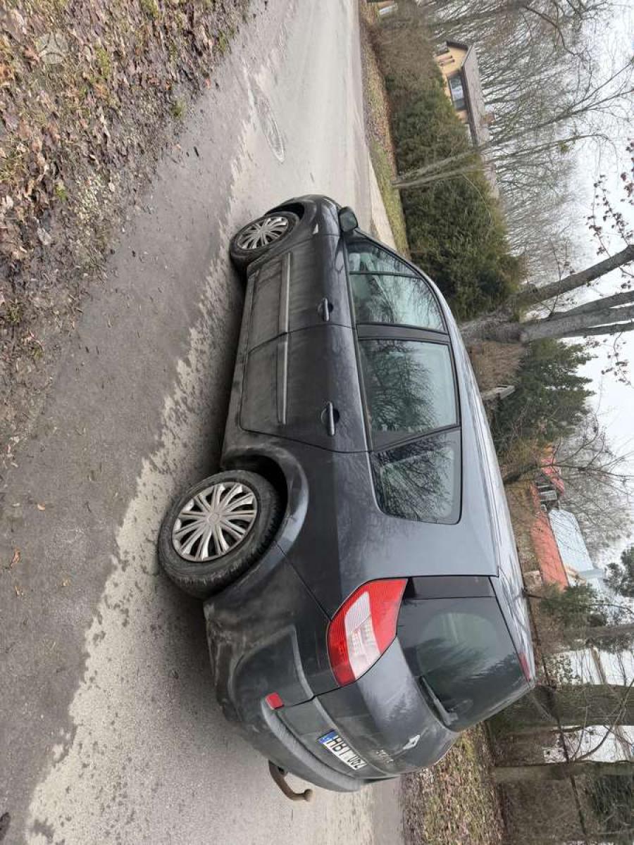 Black Renault Scenic 2006 in Kaunas, with an engine capacity of 1.87 L and mileage of 286 thousand km for 899 €, photo 6 on AUTOMOTO.COM.LV