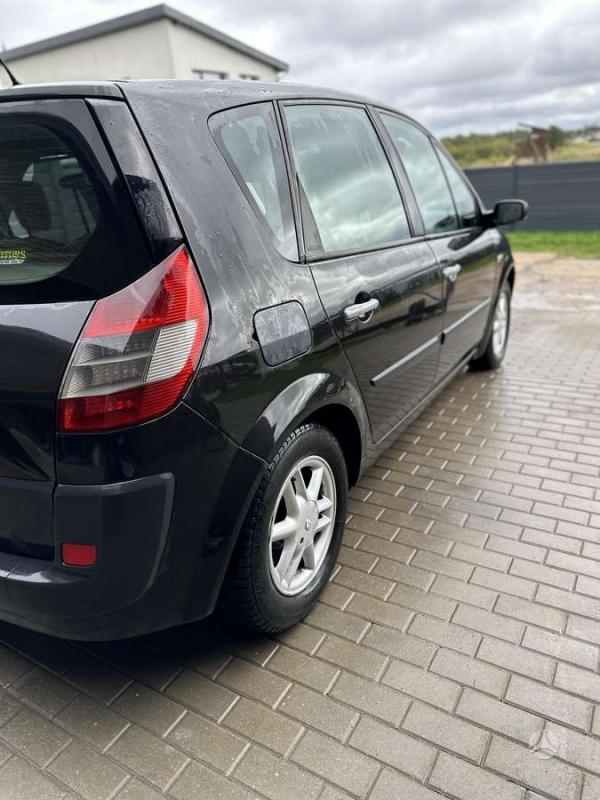 Black Renault Scenic 2006 in Vilnius, with an engine capacity of 1.46 L and mileage of 427 thousand km for 970 €, photo 1 on AUTOMOTO.COM.LV