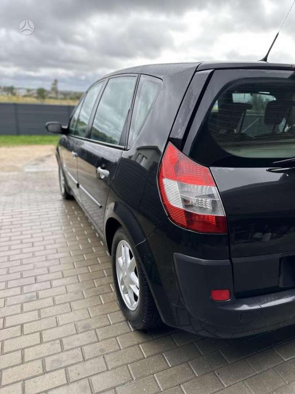 Black Renault Scenic 2006 in Vilnius, with an engine capacity of 1.46 L and mileage of 427 thousand km for 970 €, photo 3 on AUTOMOTO.COM.LV