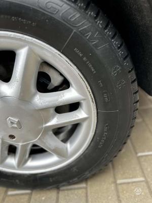 Melns Renault Scenic 2006 Viļņa, ar dzinēja tilpumu 1.46 L un nobraukumu 427 tūkst. km par 970 €, foto 7 vietnē AUTOMOTO.COM.LV