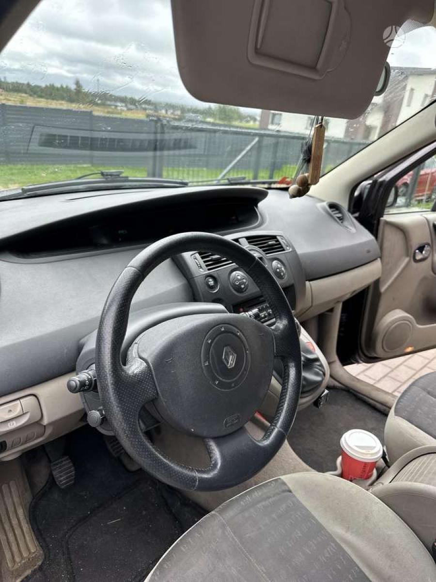 Melns Renault Scenic 2006 Viļņa, ar dzinēja tilpumu 1.46 L un nobraukumu 427 tūkst. km par 970 €, foto 9 vietnē AUTOMOTO.COM.LV