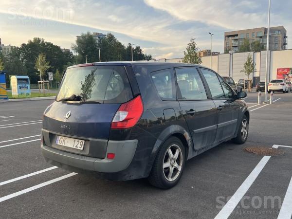Melns Renault Scenic 2007 Rīga, ar dzinēja tilpumu 2.00 L un nobraukumu 294 tūkst. km par 600 €, foto 5 vietnē AUTOMOTO.COM.LV