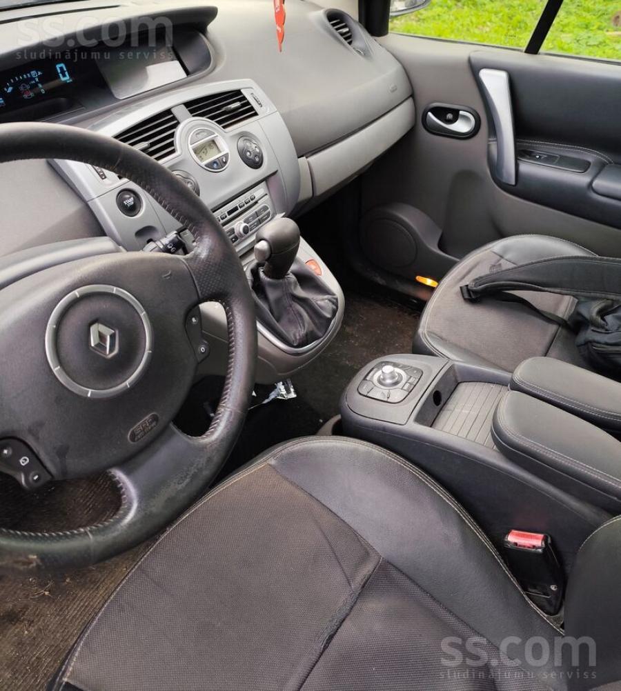 Melns Renault Scenic 2008 Jelgava, ar dzinēja tilpumu 1.90 L un nobraukumu 266 tūkst. km par 800 €, foto 8 vietnē AUTOMOTO.COM.LV