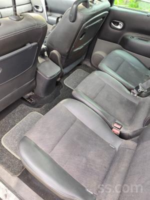 Melns Renault Scenic 2008 Jelgava, ar dzinēja tilpumu 1.90 L un nobraukumu 266 tūkst. km par 800 €, foto 10 vietnē AUTOMOTO.COM.LV