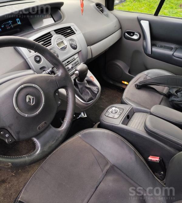 Black Renault Scenic 2008 in Jelgava, with an engine capacity of 1.90 L and mileage of 266 thousand km for 800 €, photo 8 on AUTOMOTO.COM.LV