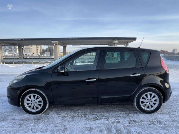 Melns Renault Scenic 2009 Viļņa, ar dzinēja tilpumu 1.87 L un nobraukumu 293 tūkst. km par 3300 €, foto 4 vietnē AUTOMOTO.COM.LV