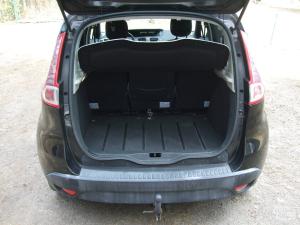 Melns Renault Scenic 2009 Druskininkai, ar dzinēja tilpumu 1.40 L un nobraukumu 260 tūkst. km par 999 €, foto 14 vietnē AUTOMOTO.COM.LV