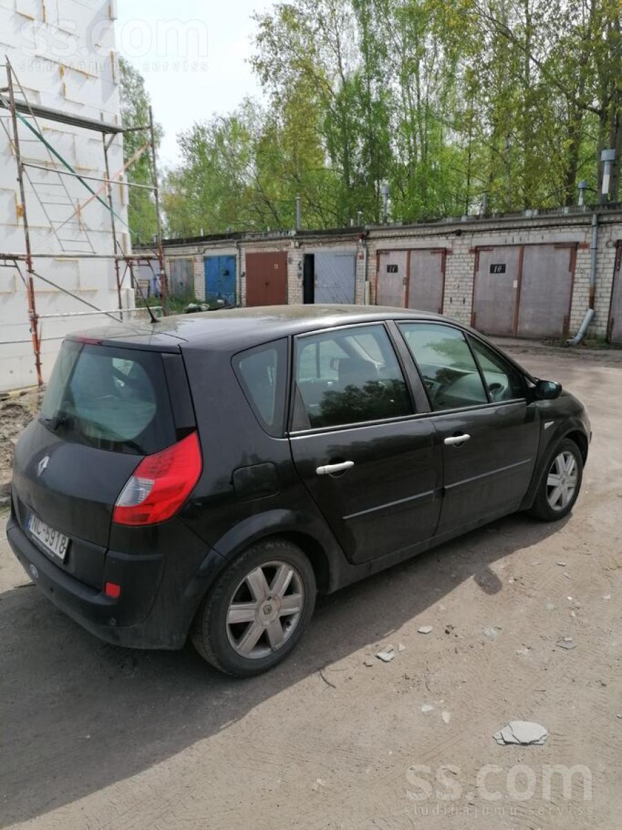 Melns Renault Scenic 2009 Rīga, ar dzinēja tilpumu 1.50 L un nobraukumu 282 tūkst. km par 1650 €, foto 5 vietnē AUTOMOTO.COM.LV