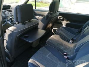 Melns Renault Scenic 2009 Rīga, ar dzinēja tilpumu 1.50 L un nobraukumu 282 tūkst. km par 1650 €, foto 12 vietnē AUTOMOTO.COM.LV