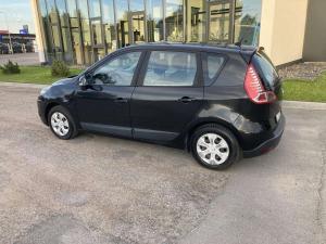 Melns Renault Scenic 2009 Šauļi, ar dzinēja tilpumu 1.50 L un nobraukumu 354 tūkst. km par 1950 €, foto 3 vietnē AUTOMOTO.COM.LV