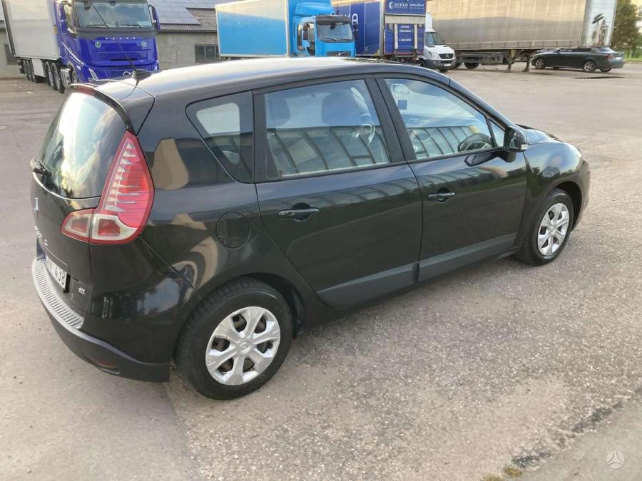 Melns Renault Scenic 2009 Šauļi, ar dzinēja tilpumu 1.50 L un nobraukumu 354 tūkst. km par 1950 €, foto 5 vietnē AUTOMOTO.COM.LV