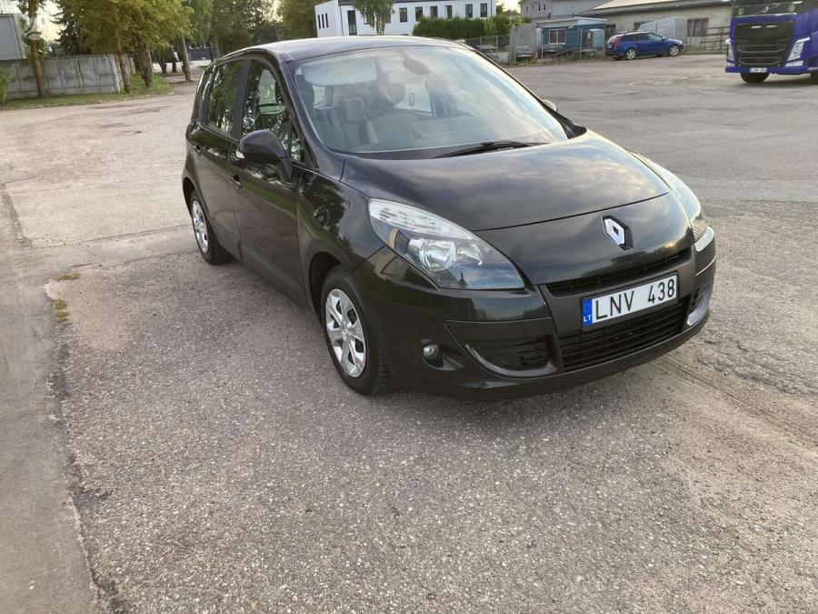 Melns Renault Scenic 2009 Šauļi, ar dzinēja tilpumu 1.50 L un nobraukumu 354 tūkst. km par 1950 €, foto 6 vietnē AUTOMOTO.COM.LV