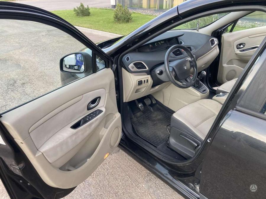 Melns Renault Scenic 2009 Šauļi, ar dzinēja tilpumu 1.50 L un nobraukumu 354 tūkst. km par 1950 €, foto 11 vietnē AUTOMOTO.COM.LV