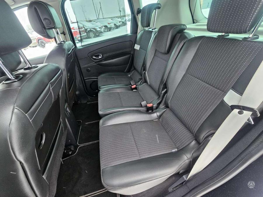Black Renault Scenic 2011 in Klaipeda, with an engine capacity of 1.46 L and mileage of 200 thousand km for 3799 €, photo 17 on AUTOMOTO.COM.LV