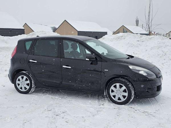 Black Renault Scenic 2011 in Klaipeda, with an engine capacity of 1.46 L and mileage of 200 thousand km for 3750 €, photo 8 on AUTOMOTO.COM.LV
