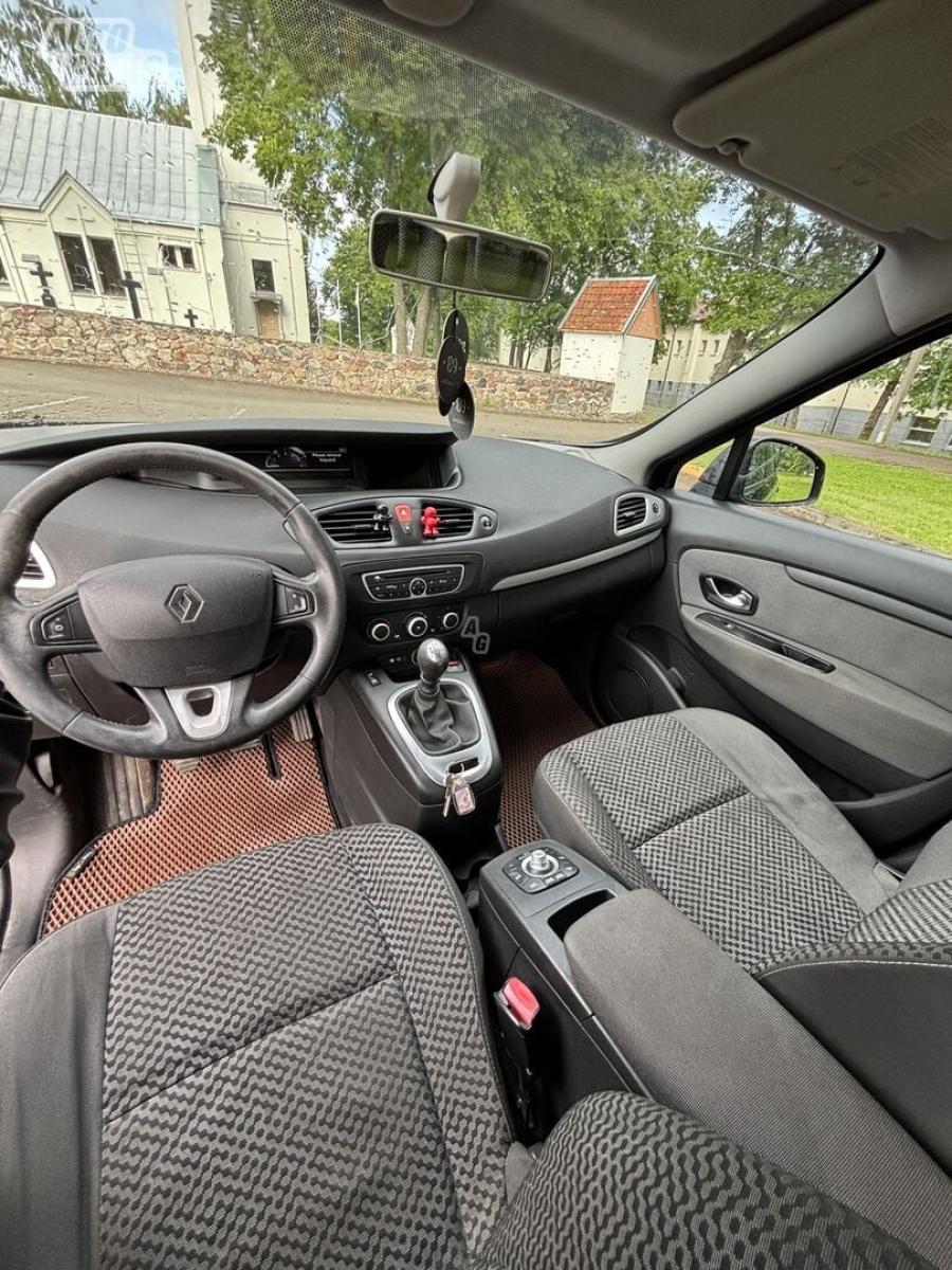 Black Renault Scenic 2011 in Marijampole, with an engine capacity of 1.50 L and mileage of 308 thousand km for 2800 €, photo 12 on AUTOMOTO.COM.LV