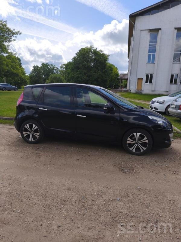 Melns Renault Scenic 2011 Jelgava, ar dzinēja tilpumu 1.90 L un nobraukumu 158 tūkst. km par 4750 €, foto 2 vietnē AUTOMOTO.COM.LV