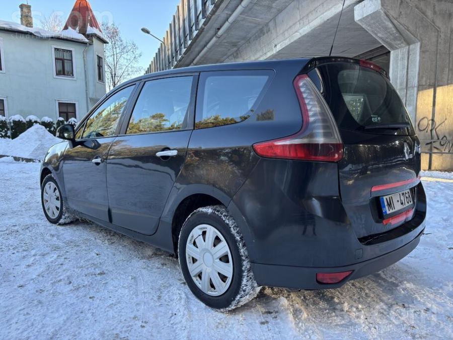 Black Renault Scenic 2011 in Riga, with an engine capacity of 1.50 L and mileage of 441 thousand km for 1200 €, photo 5 on AUTOMOTO.COM.LV
