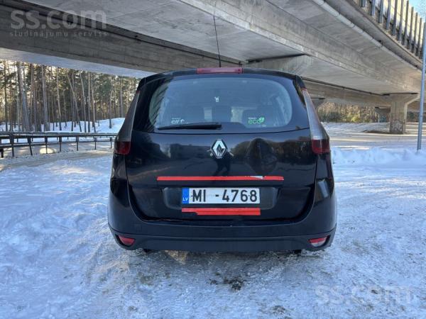 Black Renault Scenic 2011 in Riga, with an engine capacity of 1.50 L and mileage of 441 thousand km for 1200 €, photo 8 on AUTOMOTO.COM.LV