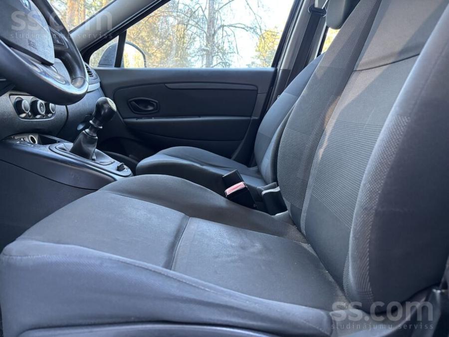 Black Renault Scenic 2011 in Riga, with an engine capacity of 1.50 L and mileage of 441 thousand km for 1200 €, photo 18 on AUTOMOTO.COM.LV