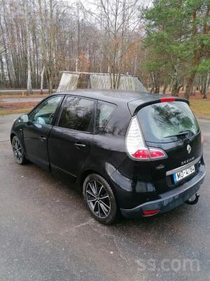 Black Renault Scenic 2013 in Riga, with an engine capacity of 1.60 L and mileage of 247 thousand km for 3650 €, photo 3 on AUTOMOTO.COM.LV