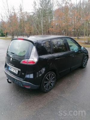 Black Renault Scenic 2013 in Riga, with an engine capacity of 1.60 L and mileage of 247 thousand km for 3650 €, photo 4 on AUTOMOTO.COM.LV
