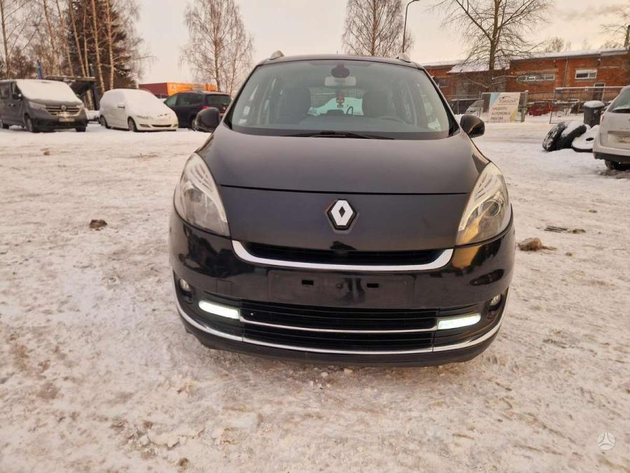 Black Renault Scenic 2013 in Ukmerge, with an engine capacity of 1.60 L and mileage of 250 thousand km for 3000 €, photo 1 on AUTOMOTO.COM.LV