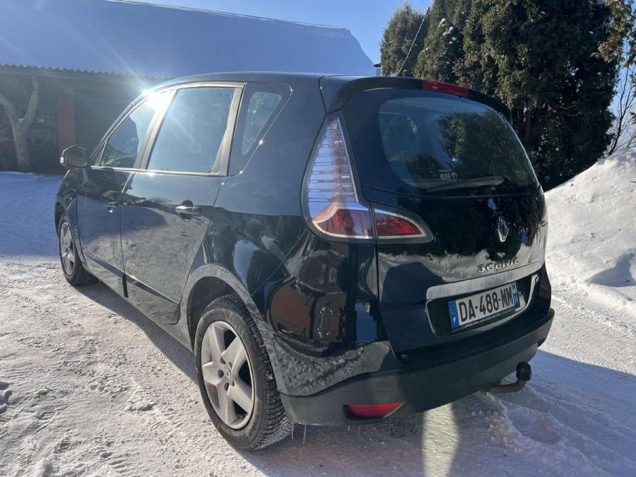 Melns Renault Scenic 2013 Tauragė, ar dzinēja tilpumu 1.46 L un nobraukumu 234 tūkst. km par 3990 €, foto 4 vietnē AUTOMOTO.COM.LV