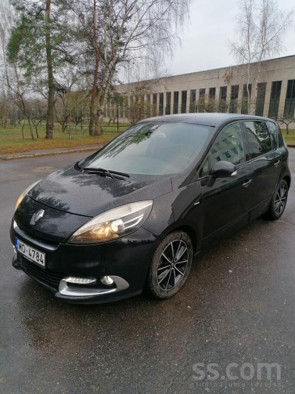 Black Renault Scenic 2013 in Riga, with an engine capacity of 1.60 L and mileage of 269 thousand km for 3650 €, photo 1 on AUTOMOTO.COM.LV