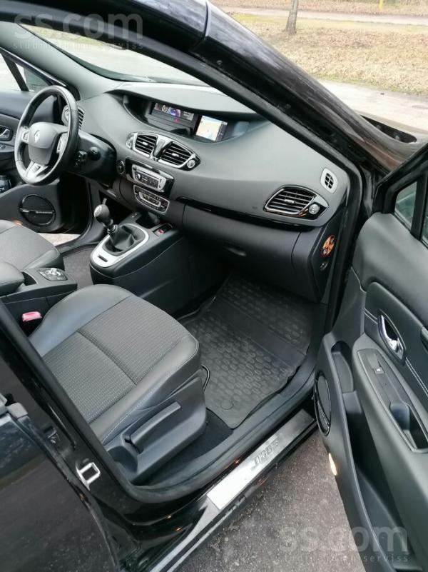 Black Renault Scenic 2013 in Riga, with an engine capacity of 1.60 L and mileage of 269 thousand km for 3650 €, photo 6 on AUTOMOTO.COM.LV