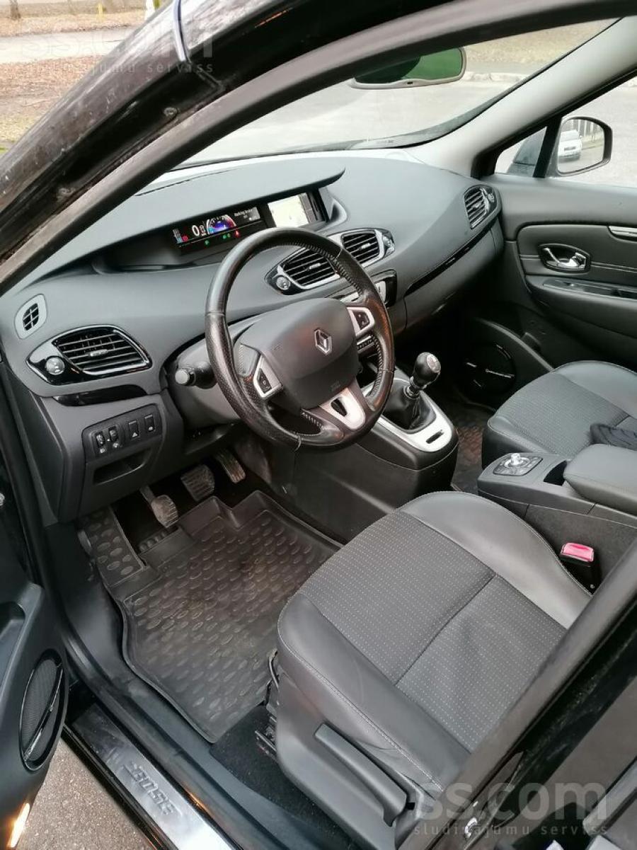 Melns Renault Scenic 2013 Rīga, ar dzinēja tilpumu 1.60 L un nobraukumu 269 tūkst. km par 3650 €, foto 7 vietnē AUTOMOTO.COM.LV