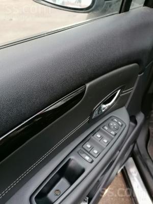 Melns Renault Scenic 2013 Rīga, ar dzinēja tilpumu 1.60 L un nobraukumu 269 tūkst. km par 3650 €, foto 9 vietnē AUTOMOTO.COM.LV