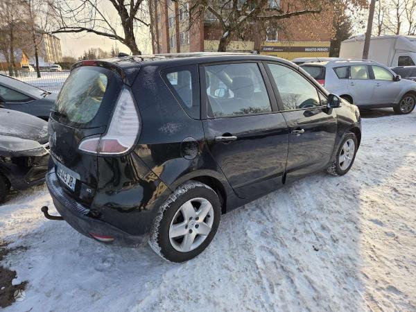 Black Renault Scenic 2014 in Taurage, with an engine capacity of 1.60 L and mileage of 250 thousand km for 3450 €, photo 3 on AUTOMOTO.COM.LV