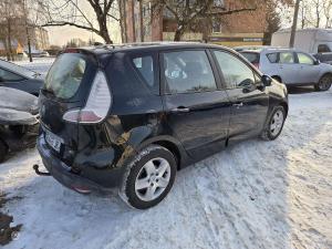 Melns Renault Scenic 2014 Tauragė, ar dzinēja tilpumu 1.60 L un nobraukumu 250 tūkst. km par 3450 €, foto 3 vietnē AUTOMOTO.COM.LV