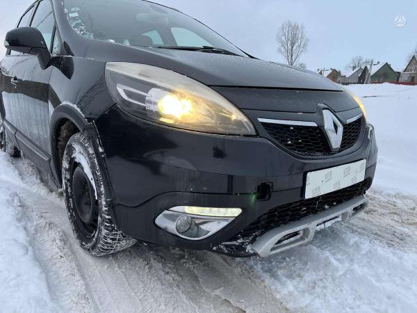 Melns Renault Scenic 2014 Tauragė, ar dzinēja tilpumu 1.46 L un nobraukumu 280 tūkst. km par 3900 €, foto 8 vietnē AUTOMOTO.COM.LV