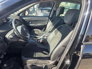 Melns Renault Scenic 2014 Tauragė, ar dzinēja tilpumu 1.46 L un nobraukumu 230 tūkst. km par 4800 €, foto 18 vietnē AUTOMOTO.COM.LV