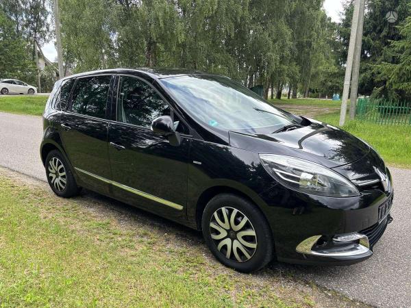Renault Scenic 2014 in Utena on AUTOMOTO.COM.LV Black Renault Scenic 2014 in Utena, with an engine capacity of 1.60 L and mileage of 222 thousand km for 3850 €, photo 11 on AUTOMOTO.COM.LV