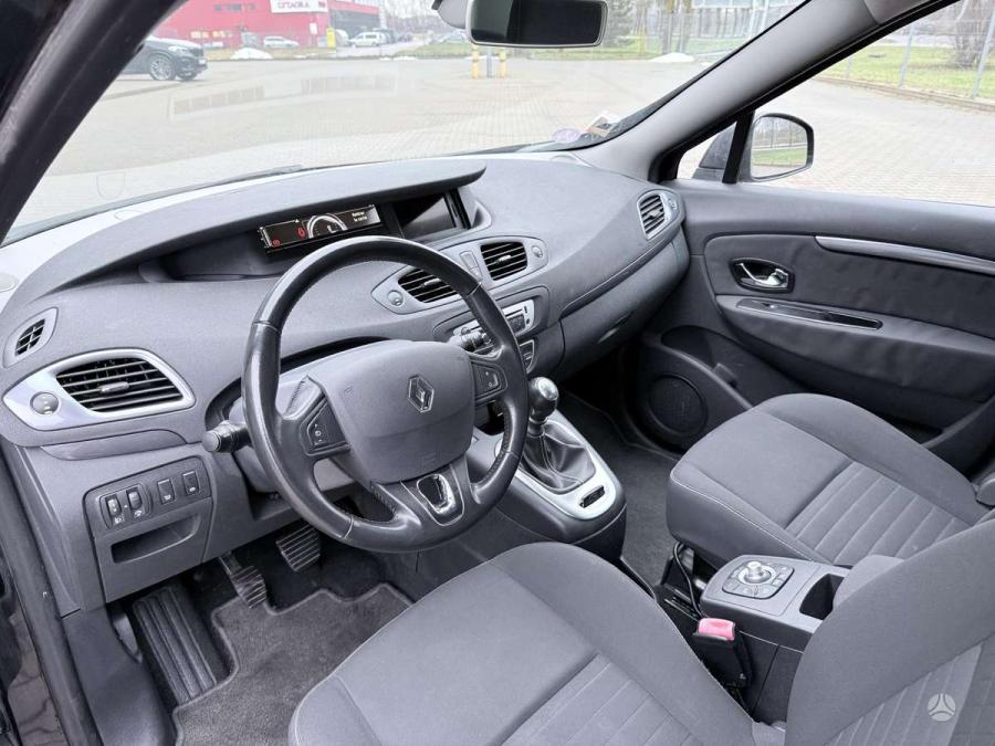 Black Renault Scenic 2015 in Siauliai, with an engine capacity of 1.20 L and mileage of 199 thousand km for 4000 €, photo 30 on AUTOMOTO.COM.LV