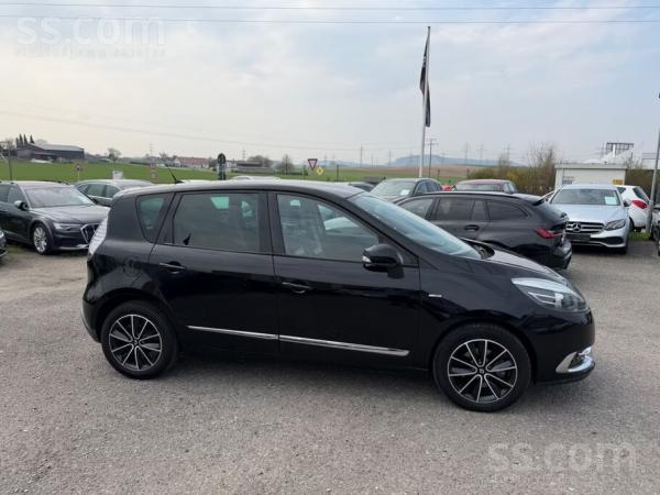 Melns Renault Scenic 2015 Ogre, ar dzinēja tilpumu 1.60 L un nobraukumu 79 tūkst. km par 5999 €, foto 3 vietnē AUTOMOTO.COM.LV