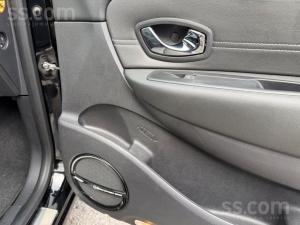 Melns Renault Scenic 2015 Ogre, ar dzinēja tilpumu 1.60 L un nobraukumu 79 tūkst. km par 5999 €, foto 13 vietnē AUTOMOTO.COM.LV