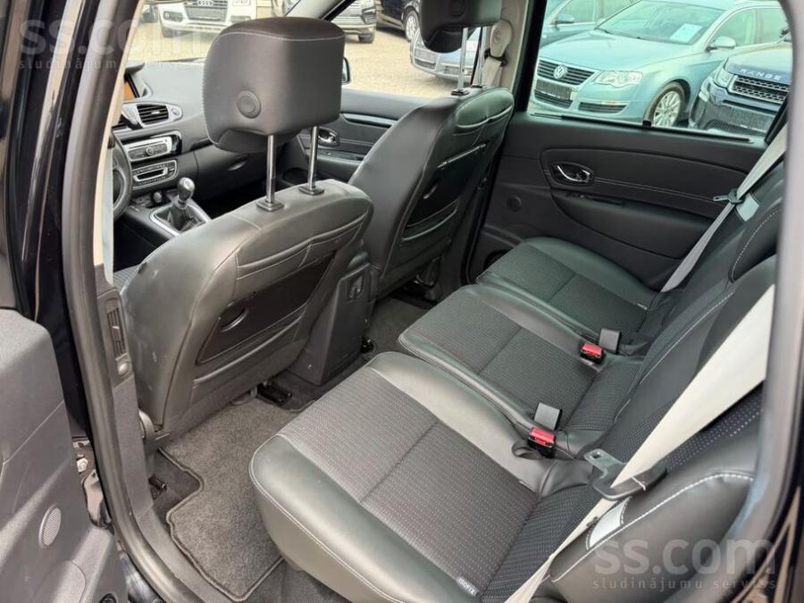 Melns Renault Scenic 2015 Ogre, ar dzinēja tilpumu 1.60 L un nobraukumu 79 tūkst. km par 5999 €, foto 17 vietnē AUTOMOTO.COM.LV