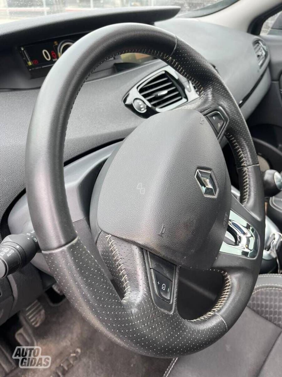 Black Renault Scenic 2015 in Marijampole, with an engine capacity of 1.50 L and mileage of 220 thousand km for 4950 €, photo 12 on AUTOMOTO.COM.LV