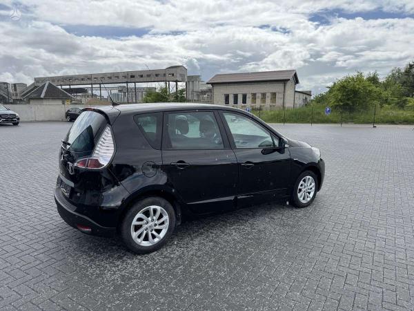 Black Renault Scenic 2015 in Telschi, with an engine capacity of 1.46 L and mileage of 261 thousand km for 4500 €, photo 8 on AUTOMOTO.COM.LV