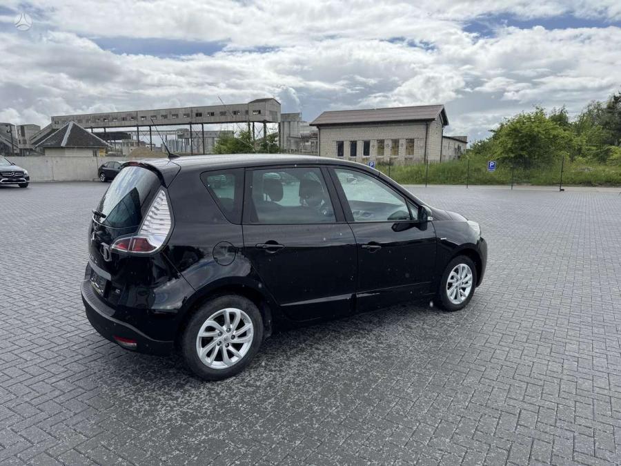 Black Renault Scenic 2015 in Telschi, with an engine capacity of 1.46 L and mileage of 261 thousand km for 4500 €, photo 9 on AUTOMOTO.COM.LV
