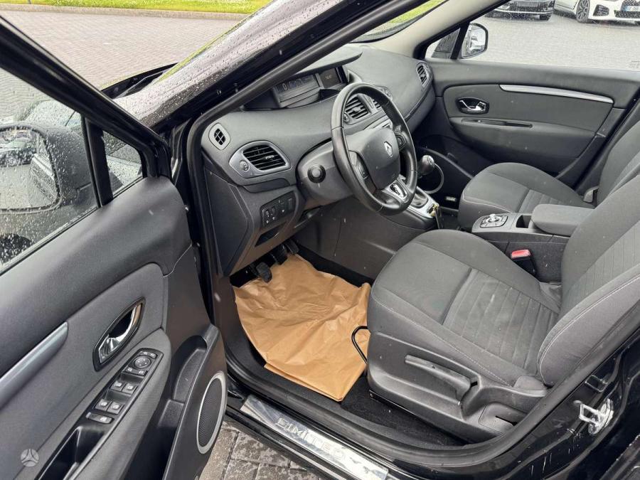Black Renault Scenic 2015 in Telschi, with an engine capacity of 1.46 L and mileage of 261 thousand km for 4500 €, photo 13 on AUTOMOTO.COM.LV