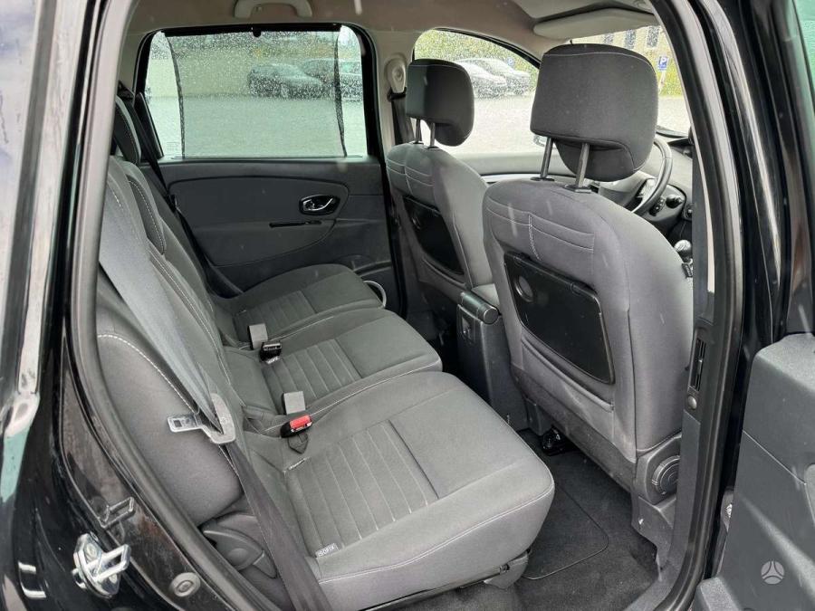 Black Renault Scenic 2015 in Telschi, with an engine capacity of 1.46 L and mileage of 261 thousand km for 4500 €, photo 20 on AUTOMOTO.COM.LV